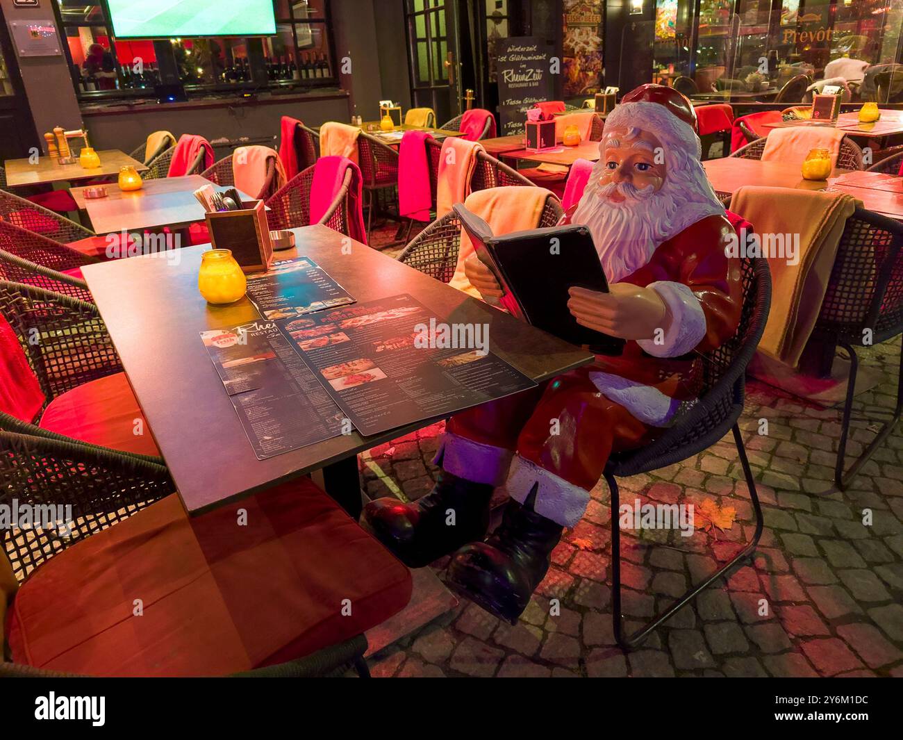 Germany christmas market furniture hi-res stock photography and images ...