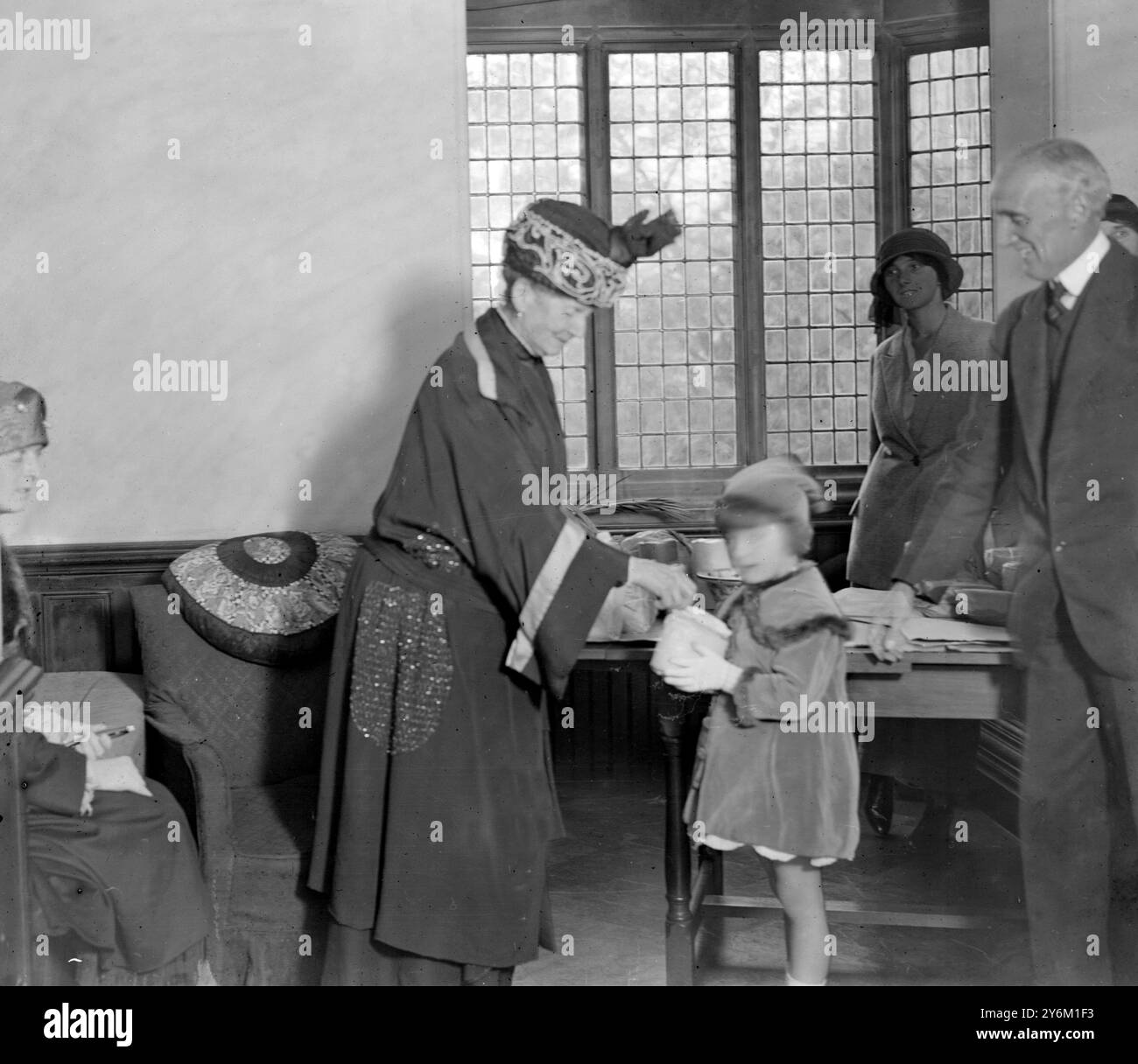 Pound day at the National Children's Adoption Association at Tower ...