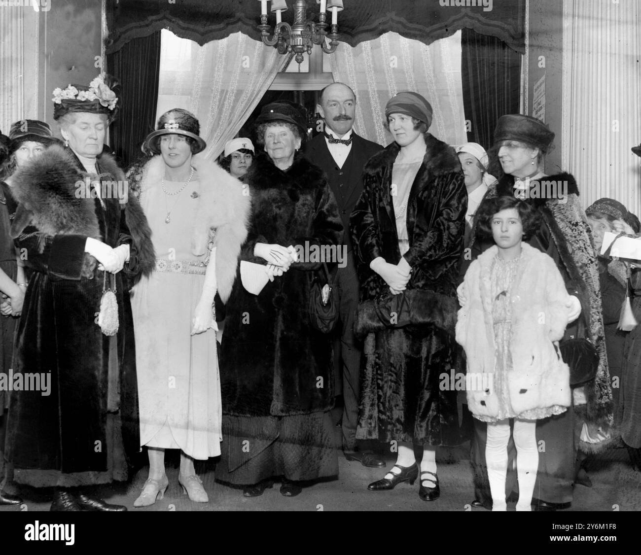 Gordon lennox caroline hi-res stock photography and images - Alamy