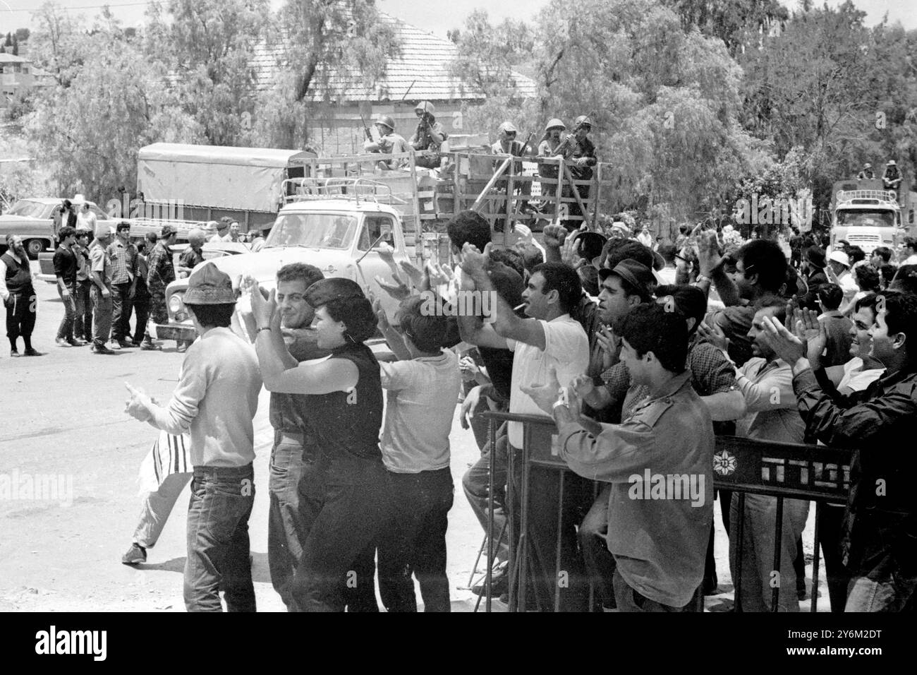 6 Day War Jubilant Israelis pictured at Mandelbaum Gate moments after ...