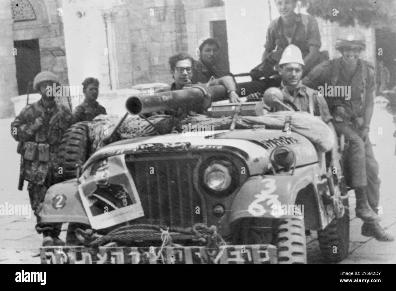 6 Day War Jerusalem: Having captured the Jordanian sector of this old ...