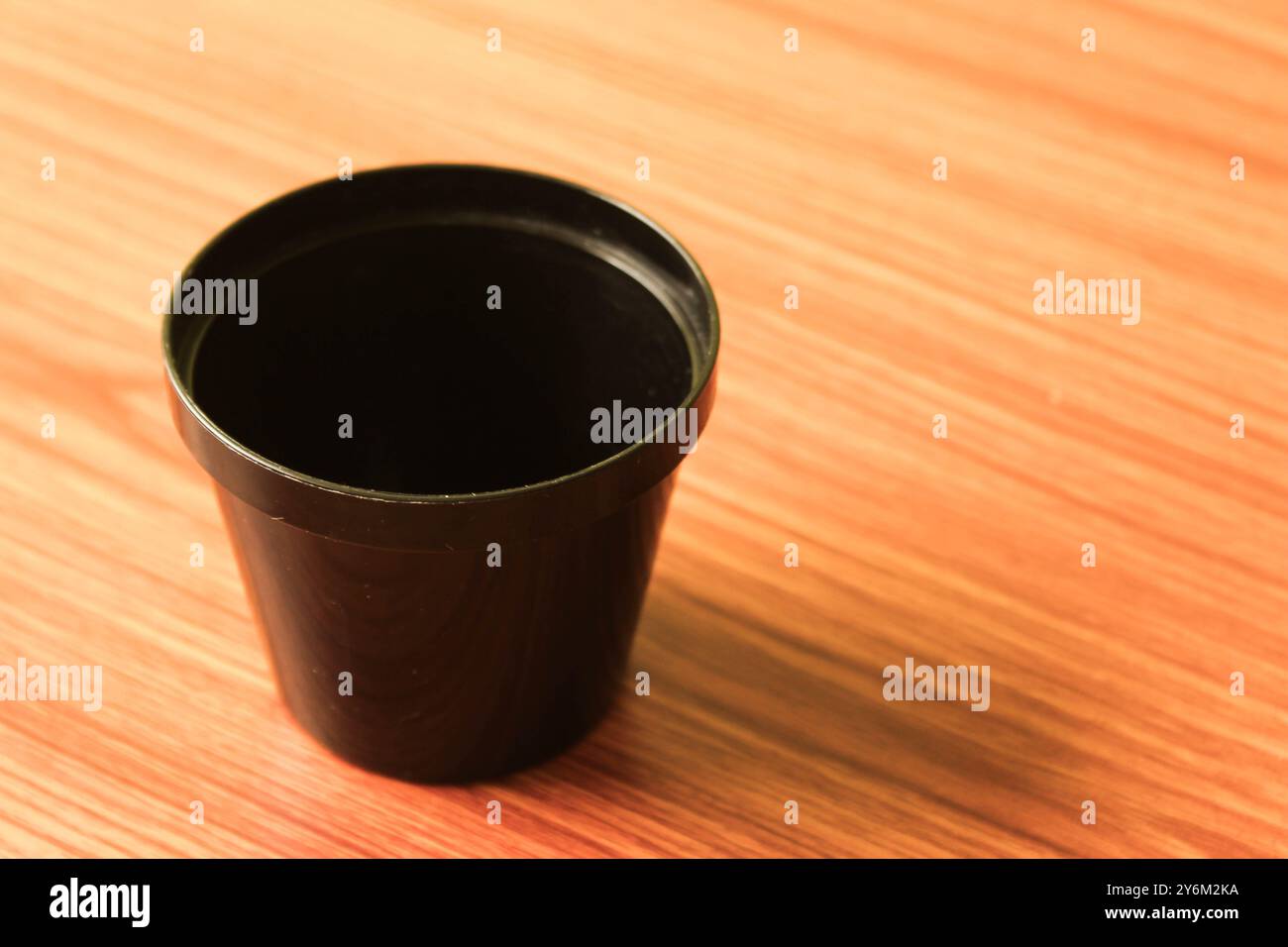 Plastic sample cup hi-res stock photography and images - Alamy
