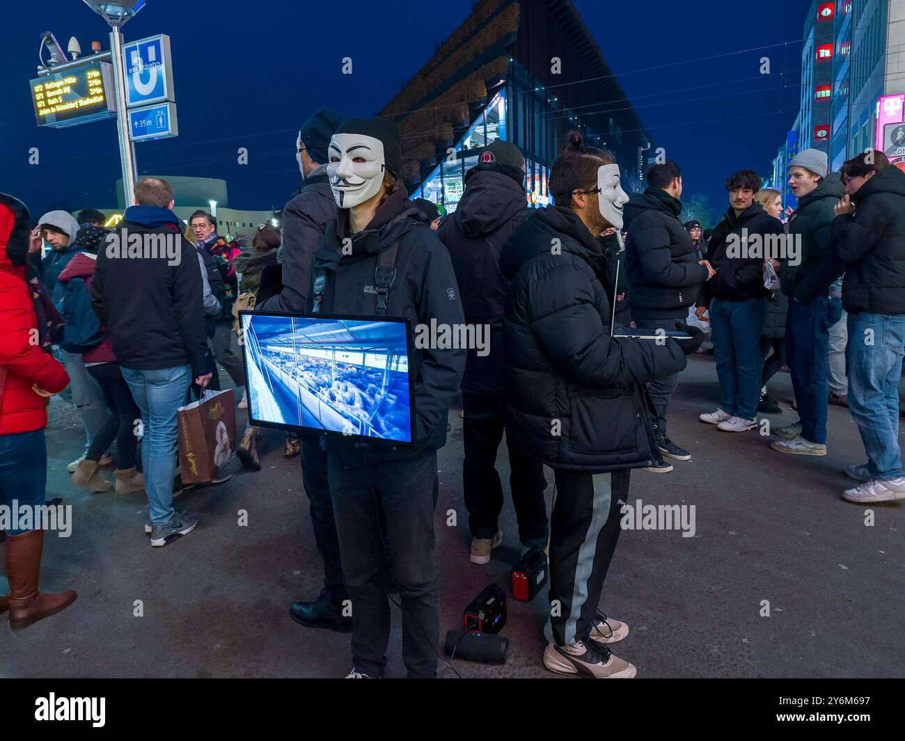 Anonymous logo hi-res stock photography and images - Alamy