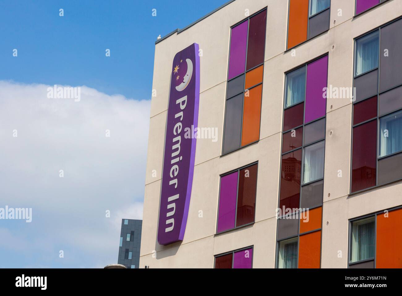 Premier inn logo sign hi-res stock photography and images - Alamy