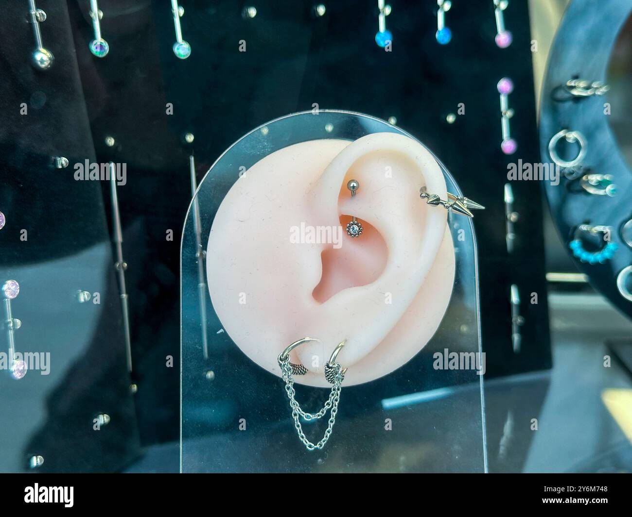 Latex fashion hi-res stock photography and images - Alamy