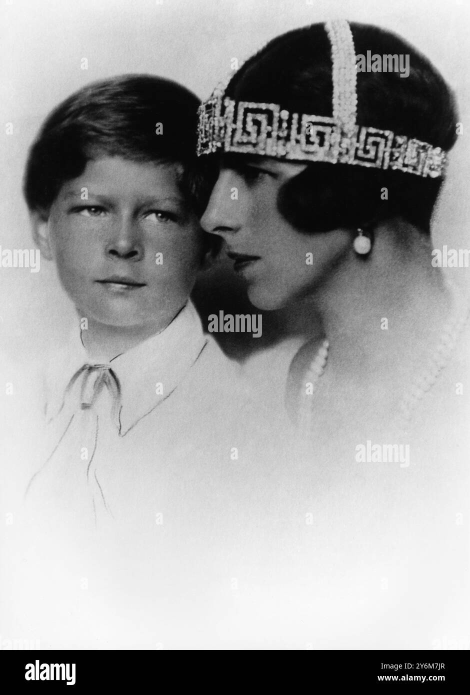 Queen helena hi-res stock photography and images - Alamy