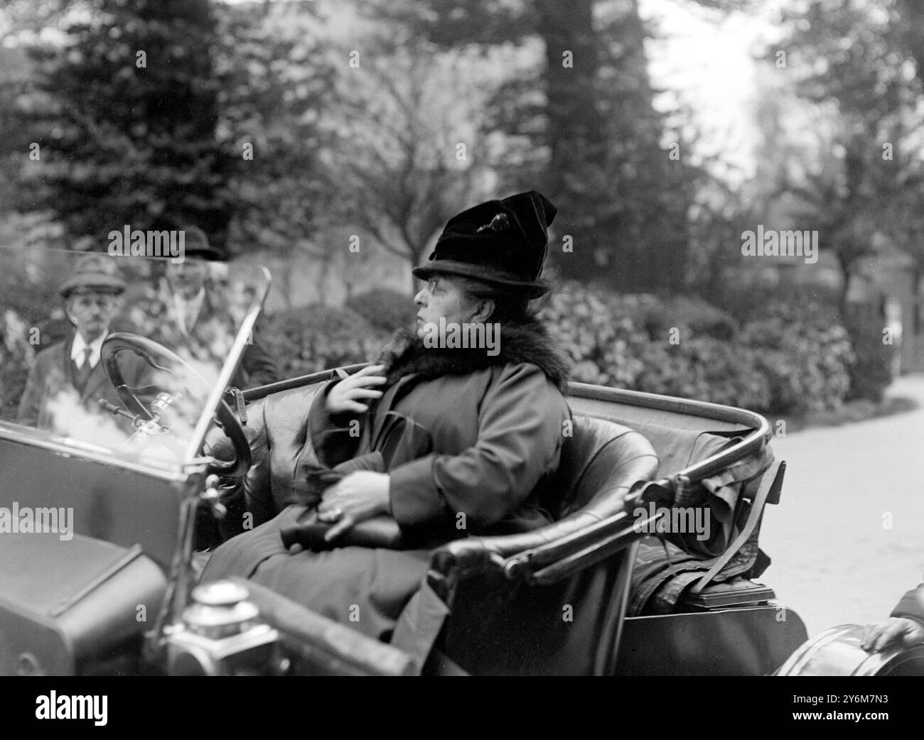 The Golder's Green murder inquest. Mrs Bence (known also as Mrs Binko ...