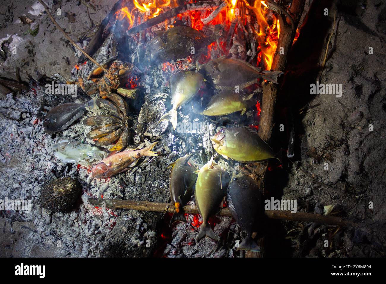 Cooking on a ship hi-res stock photography and images - Alamy