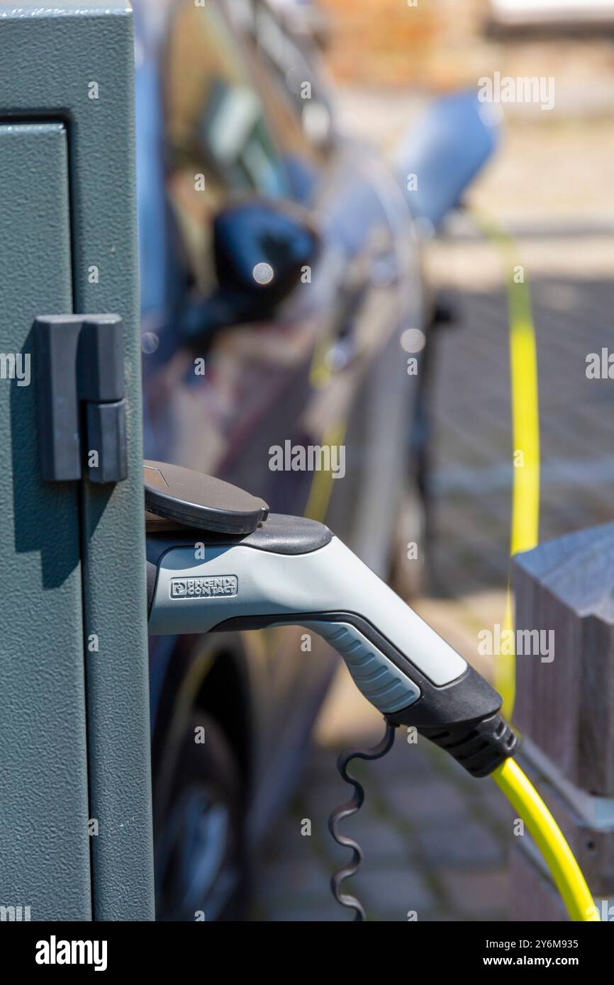 Car service close up hi-res stock photography and images - Alamy