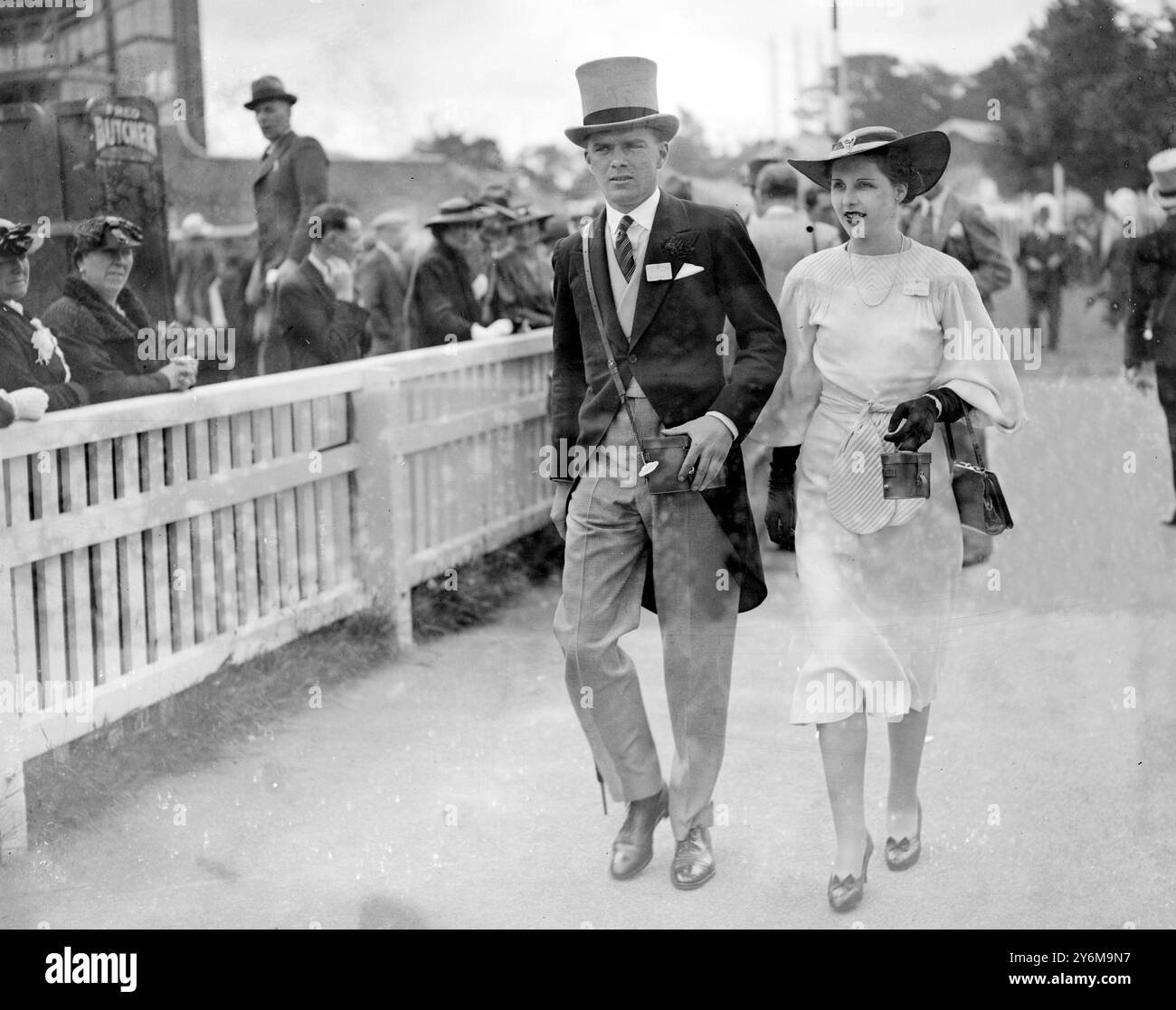 Ascot, 2nd Day. Mr and Mrs Olaf Wijk. 1937 Stock Photo - Alamy