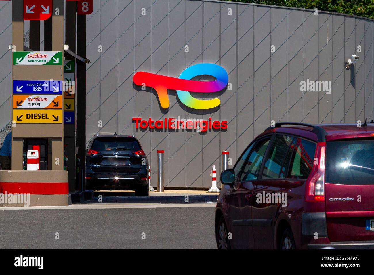 Totalenergies europe hi-res stock photography and images - Alamy