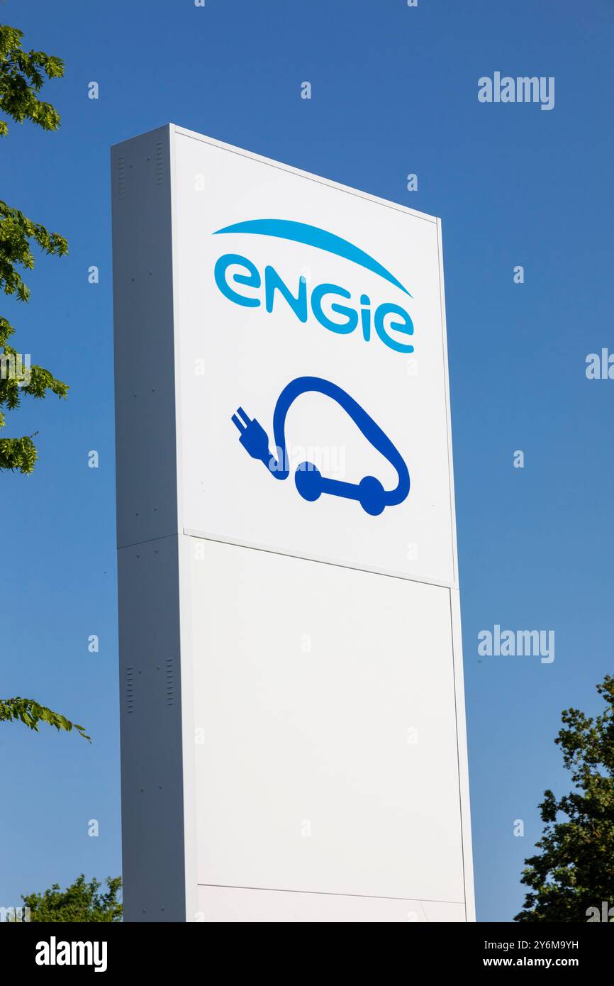 France, Engie motorway service station for electric car charging Stock ...