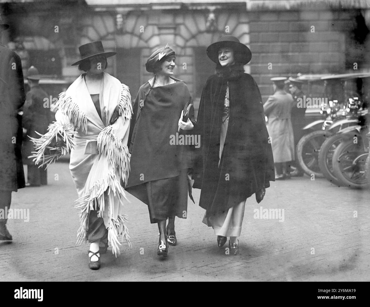 Society at 'Private view day' at the Academy. Miss Fedora Rozello, Miss Henry Poole, Mrs Bess ...