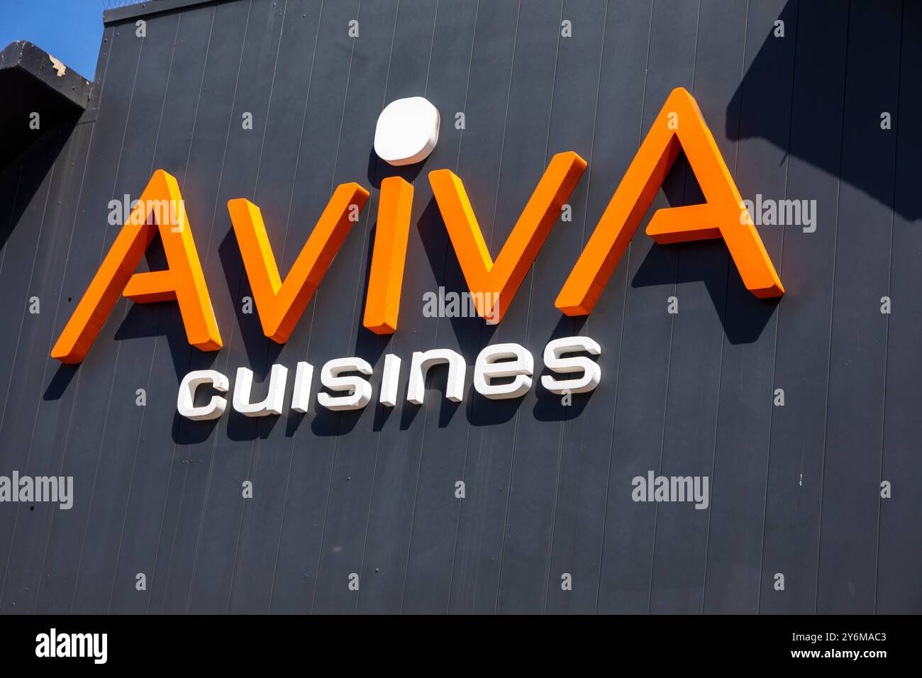 Aviva insurance logo hi-res stock photography and images - Alamy