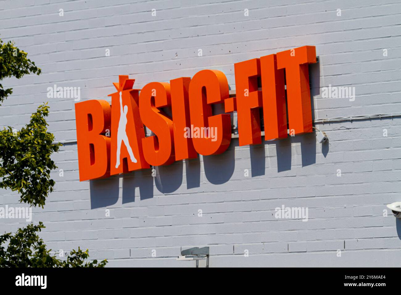 Basic fit logo hi-res stock photography and images - Alamy