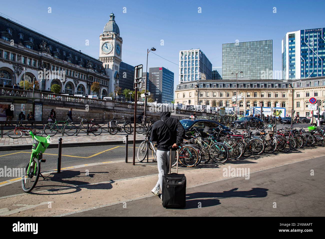 France, Paris, 75, 12 th ARRT, Boulevard Diderot, Gare de Lyon, May 2023 Stock Photo - Alamy