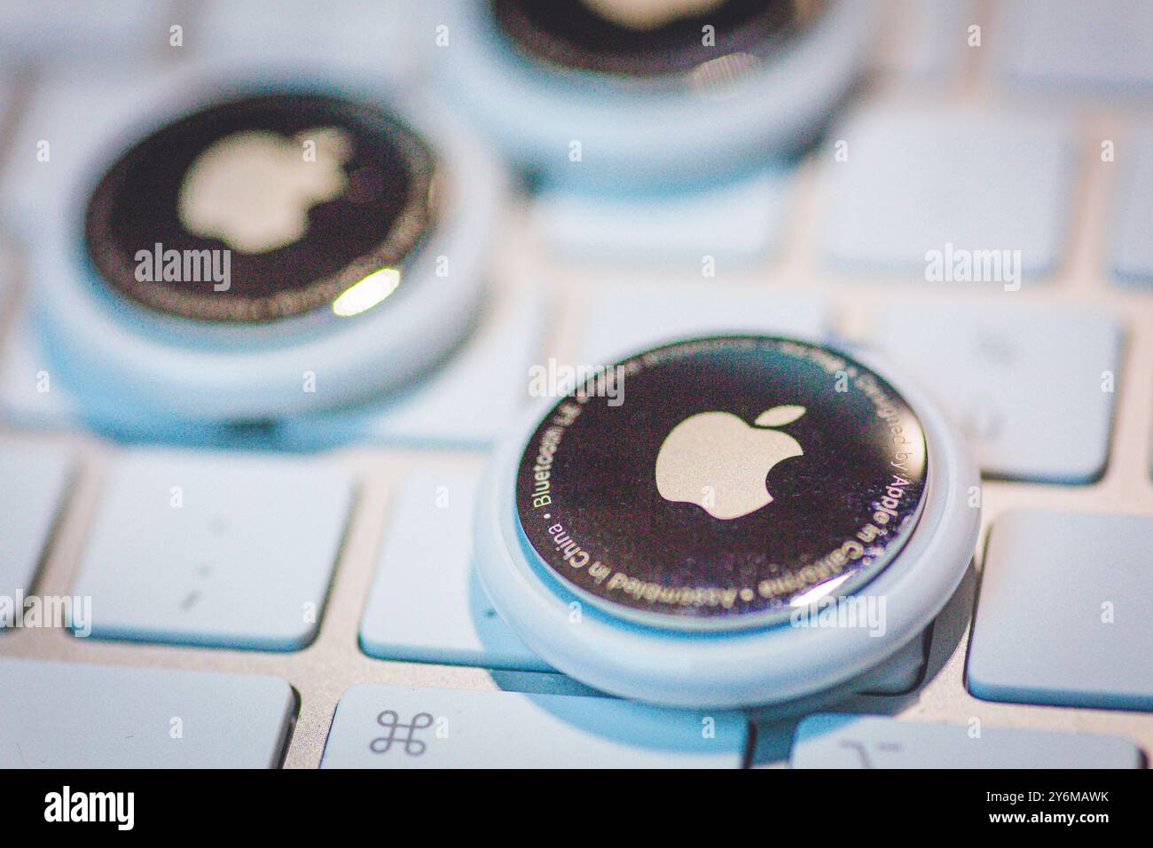 Airtag, Apple tracker, to find lost objects thanks to localization, but ...