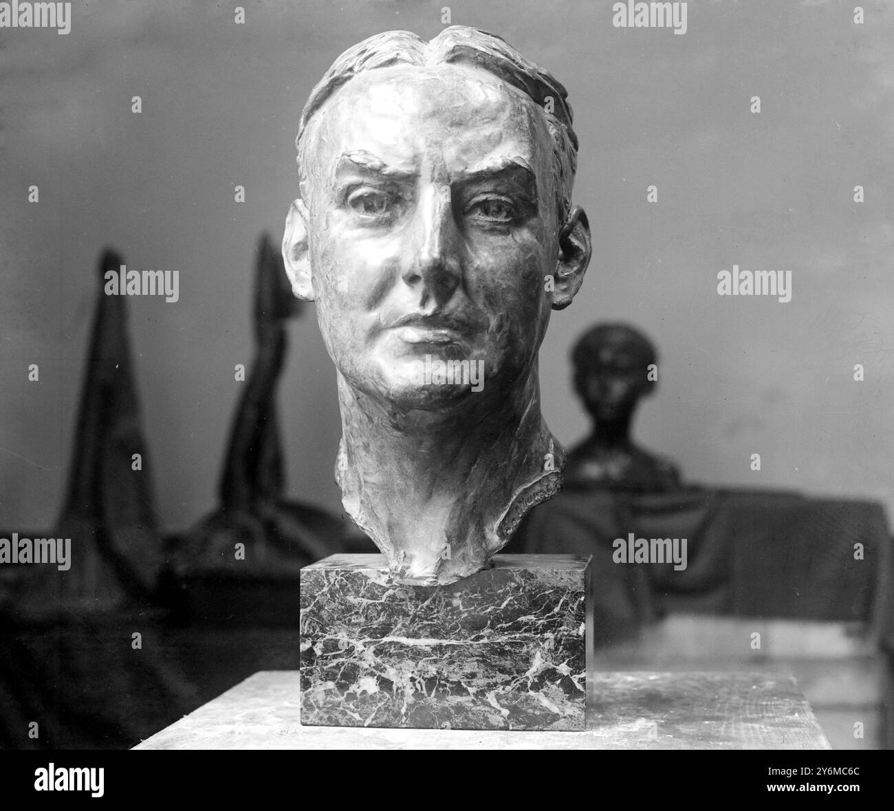 English celebrities sculptured by Signor F. La Monica. Sir Donald ...