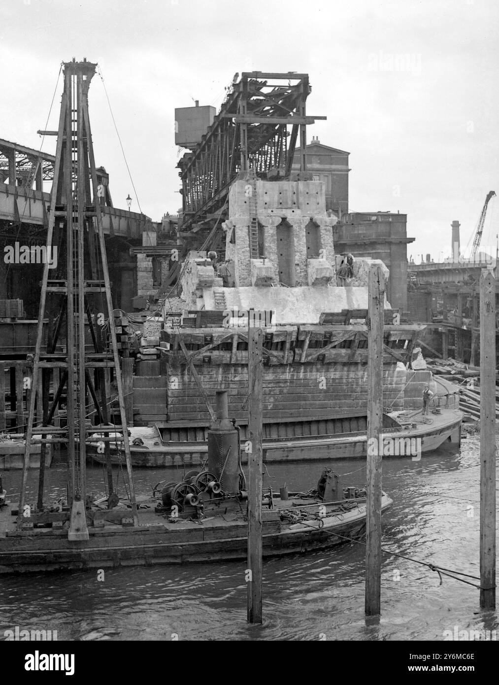 The last pier of the Old Waterloo Bridge is now being demolished and ...