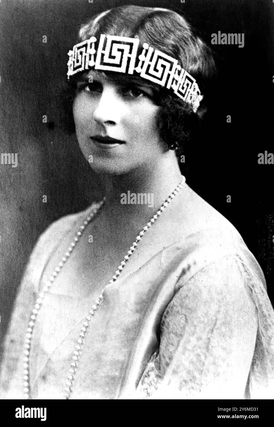 Crown princess Elena (or Helen) of Romania 1927 Queen Mother Helen of ...