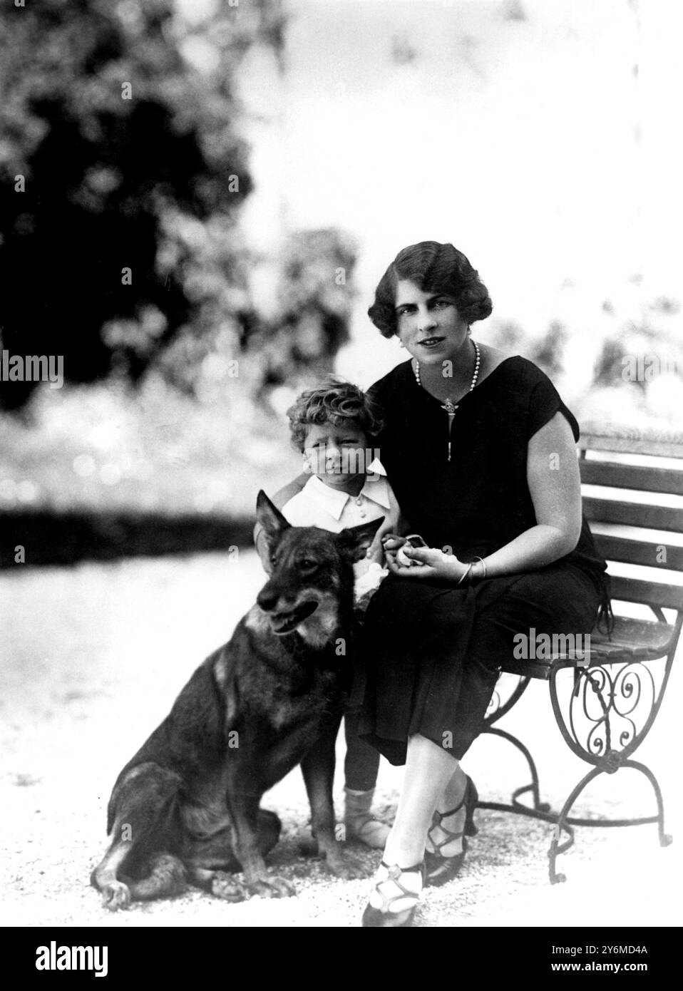 A homely picture of the Crown Princess of Elena (Helen) , with her only ...