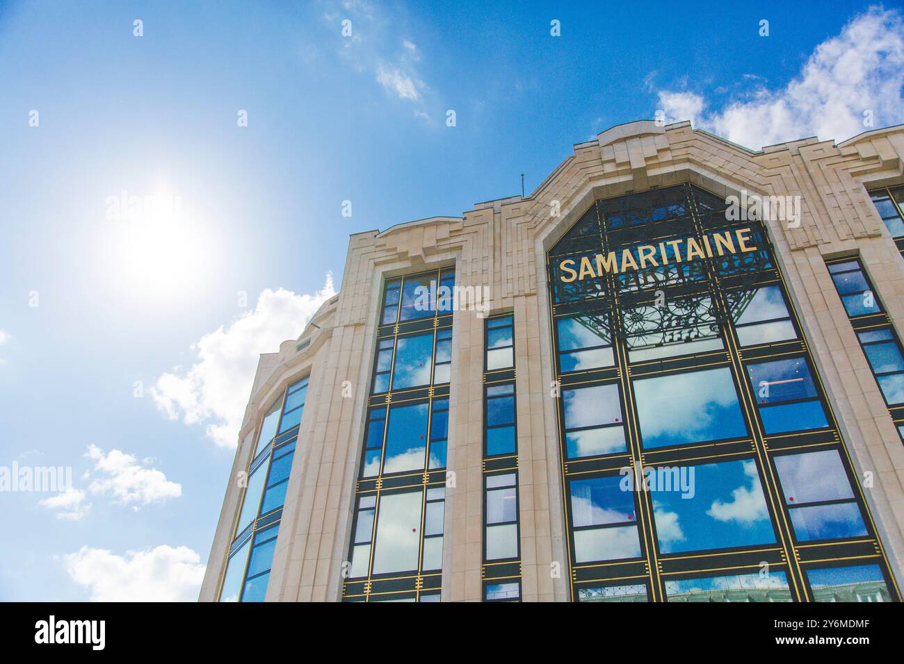 France, Paris,facade of the Samaritaine, rue de Rivoli, 1st ...