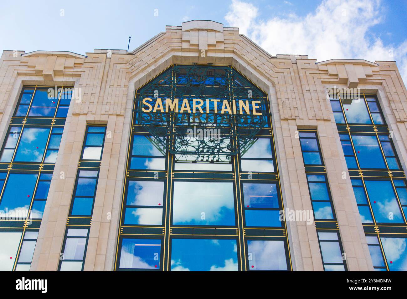 France, Paris,facade of the Samaritaine, rue de Rivoli, 1st ...