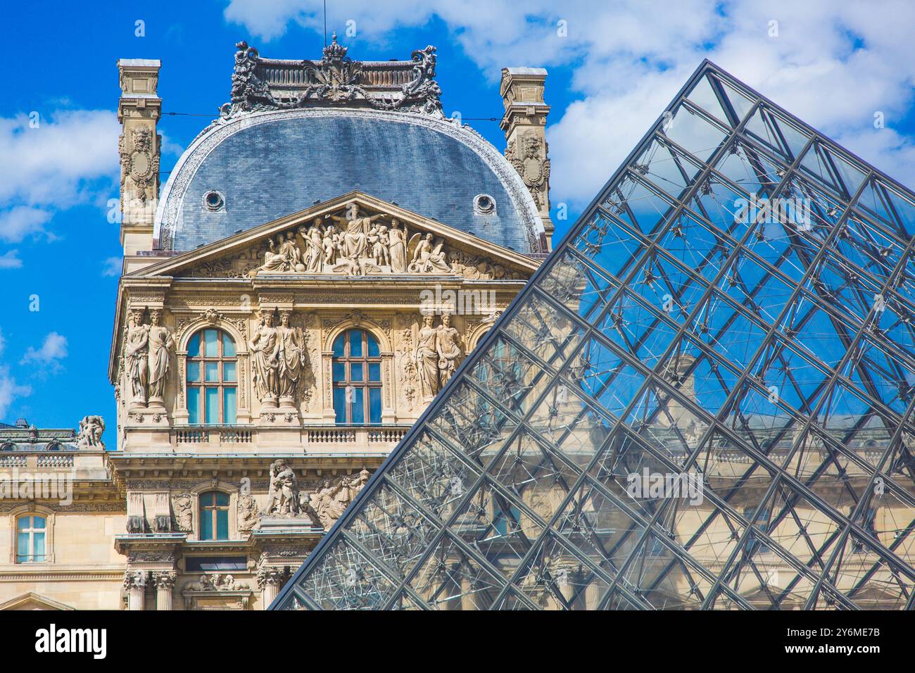 France, Paris, 1st district. Louvre Museum. Pyramid. Richelieu Pavilion ...