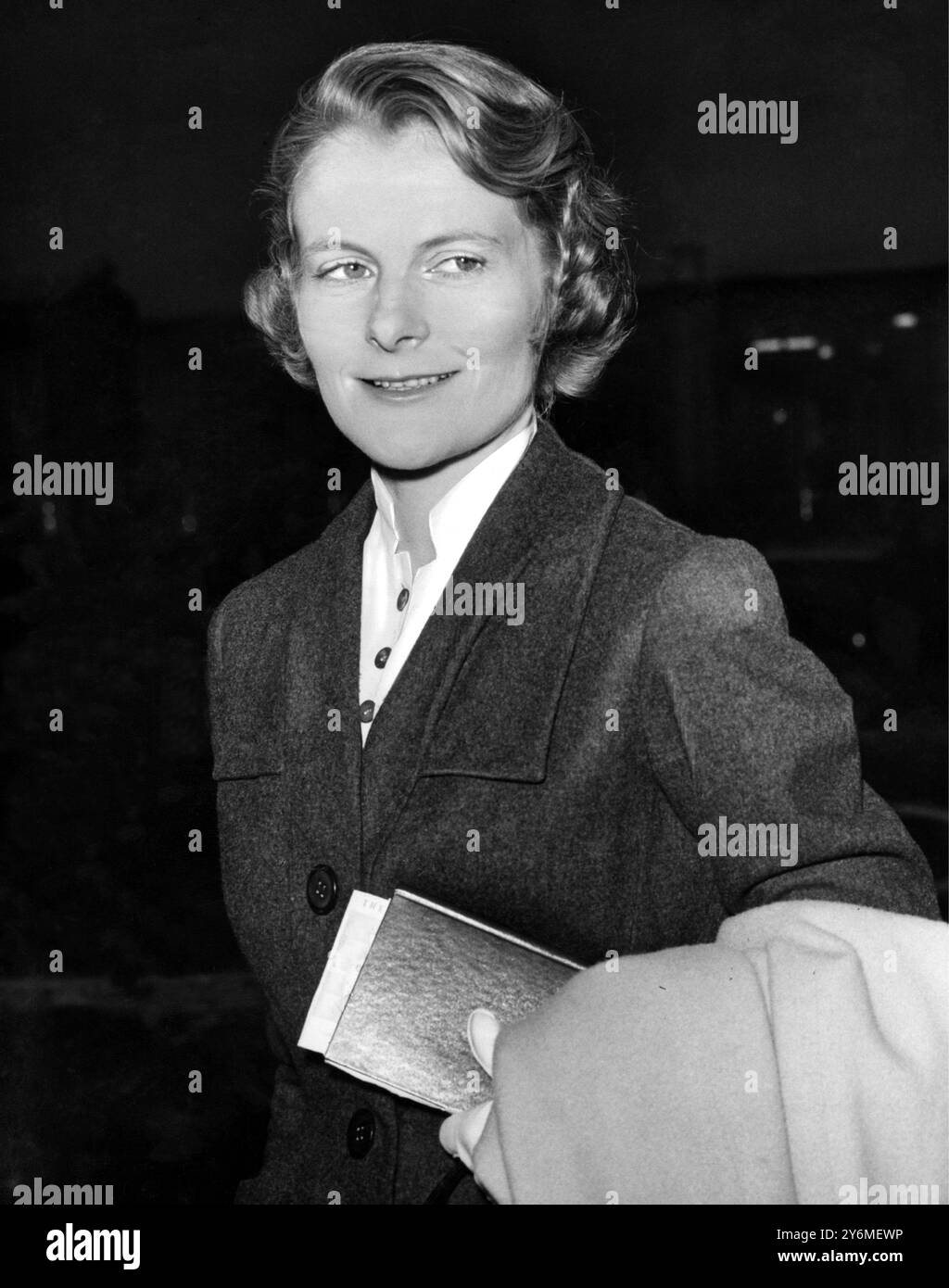 Mrs Anthony Eden flew home from Greece before her husband, where the ...