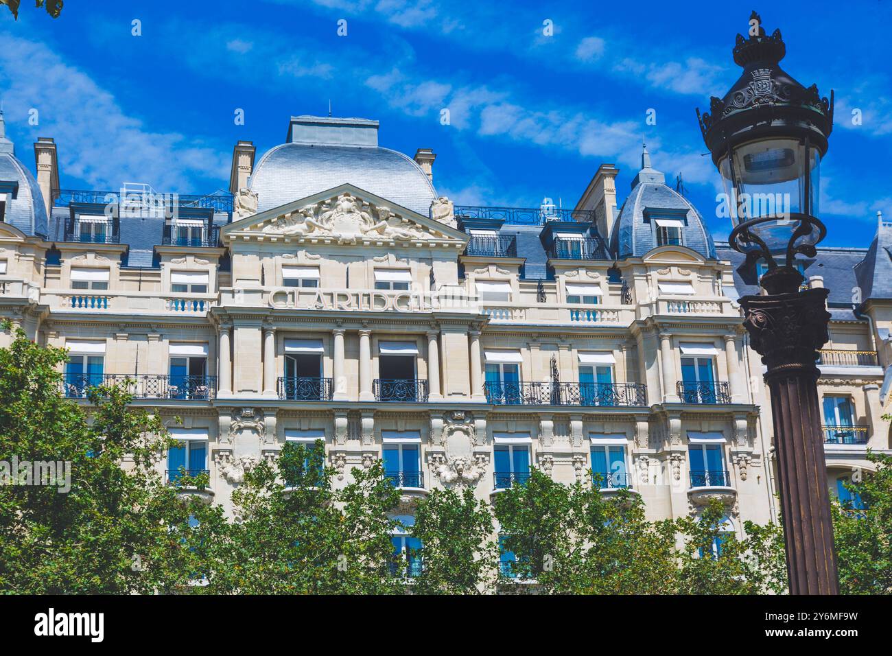 France, Paris, Avenue des Champs-elysees. Fraser Suites Le Claridge ...