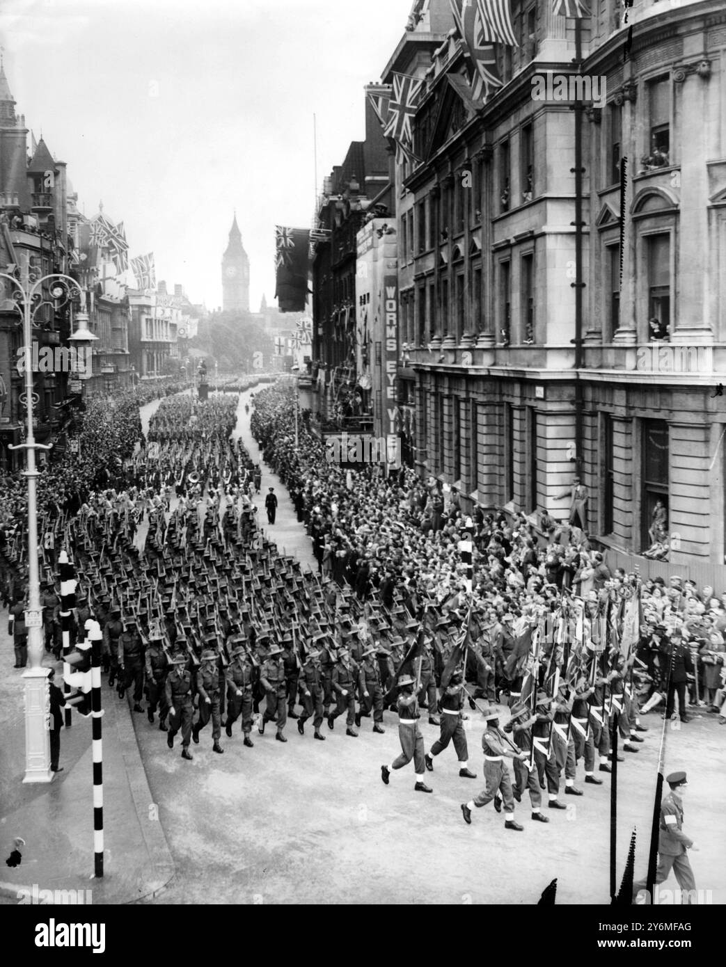 Empire troops in Victory Parade in London. 8th June 1946 - - The ...