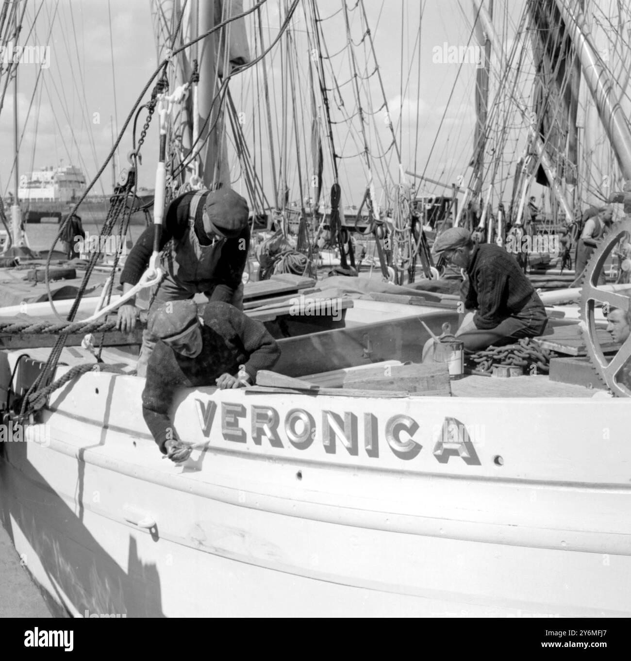 Barge race preparations on the River Thames off Greenhithe, Kent. 24 ...