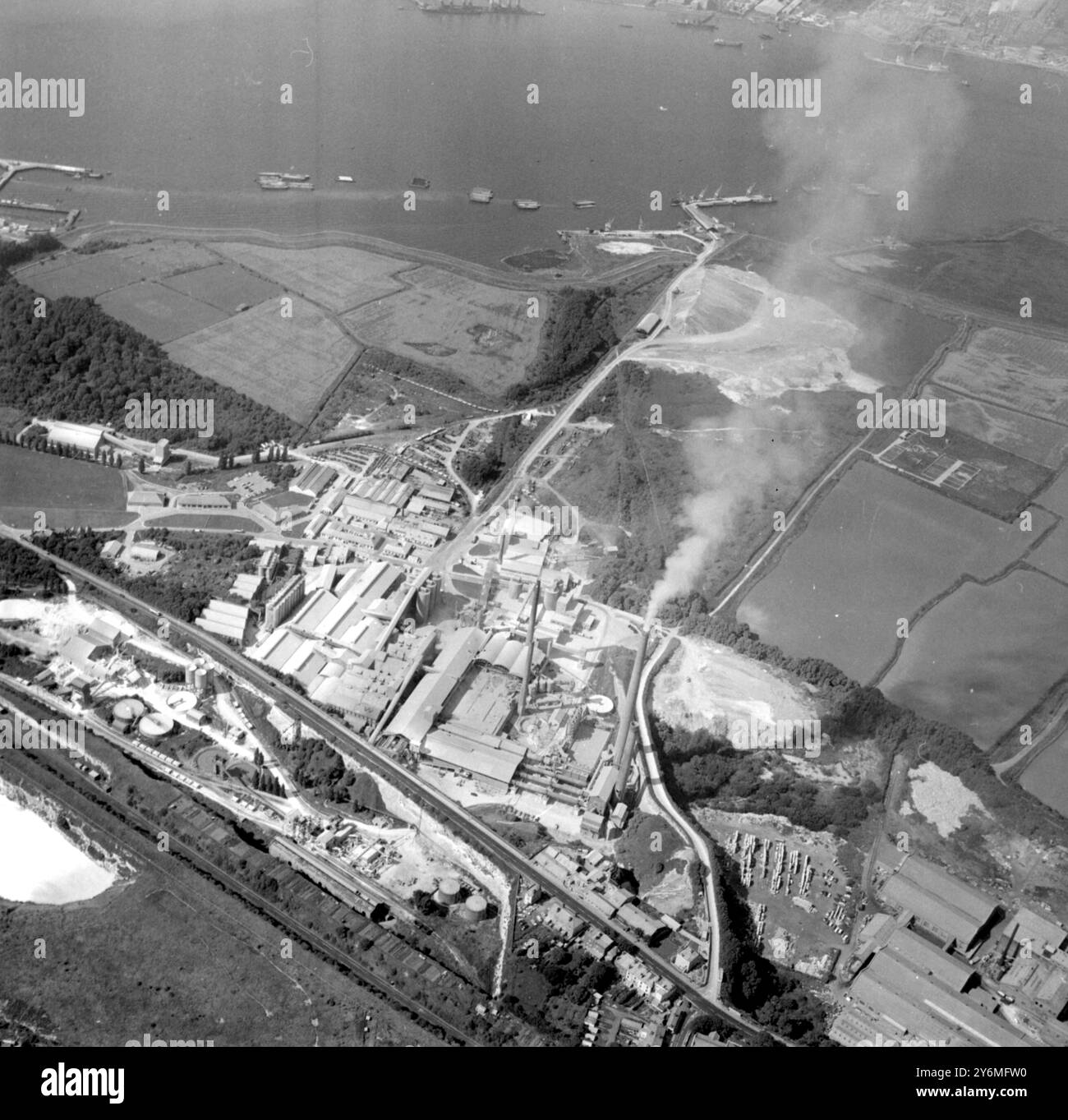 Swanscombe Black and White Stock Photos & Images - Alamy