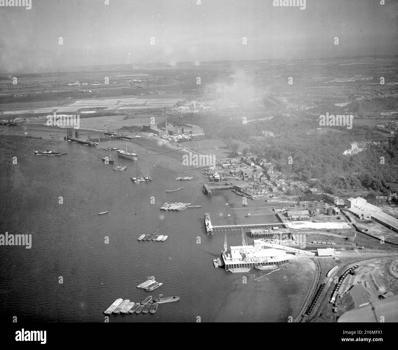 Aerial view of Greenhithe, Kent overlooking Everards shipyard, HMS ...