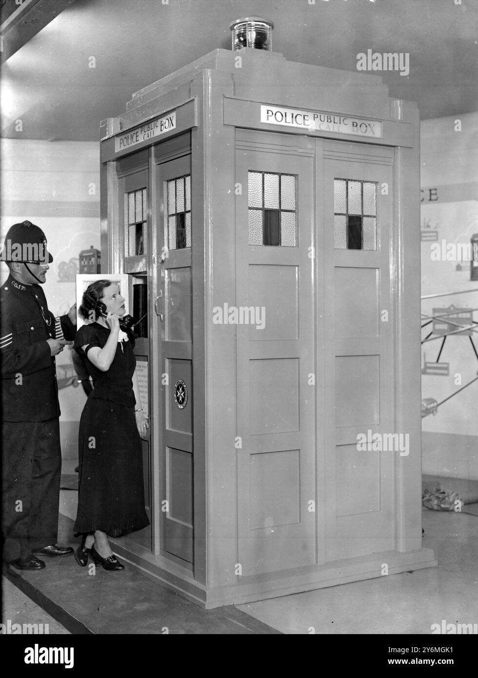 Metropolitan police box hi-res stock photography and images - Alamy