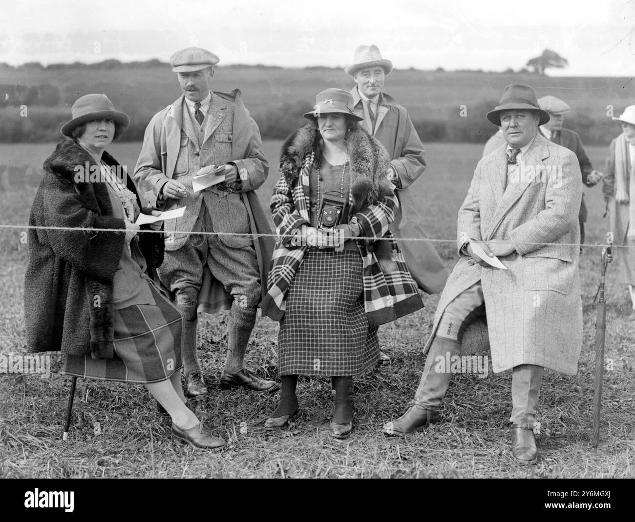 Avon Valley coursing Club meeting at Downton Mrs. Percy Whitaker ...