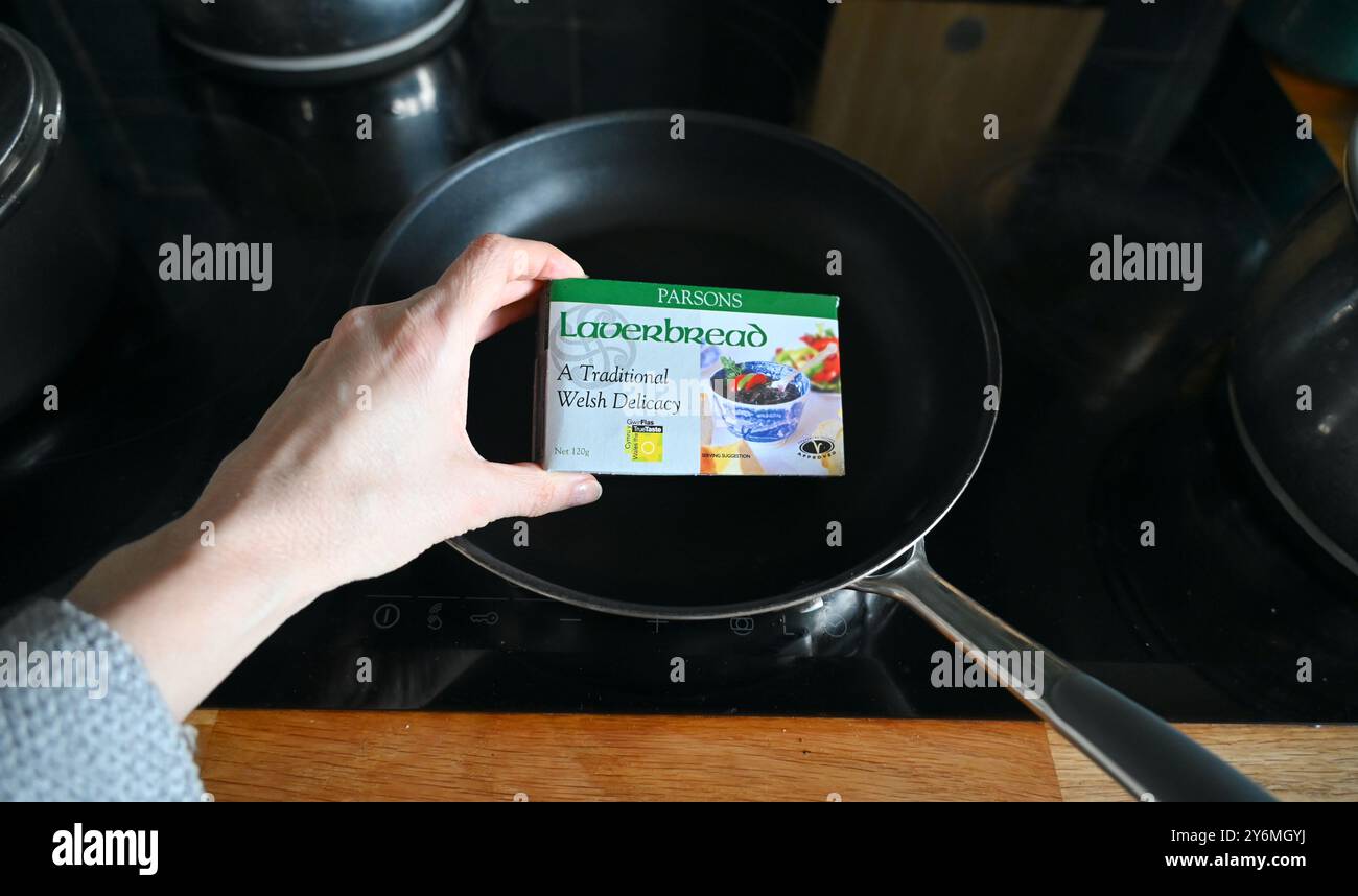 Packed delicatessen Welsh laverbread in kitchen interior Stock Photo ...