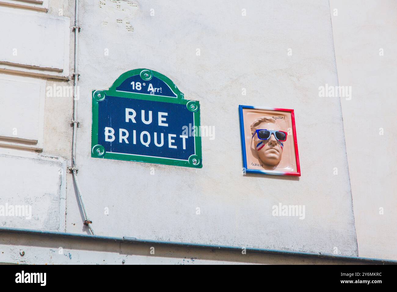 Bas relief plaque hi-res stock photography and images - Alamy