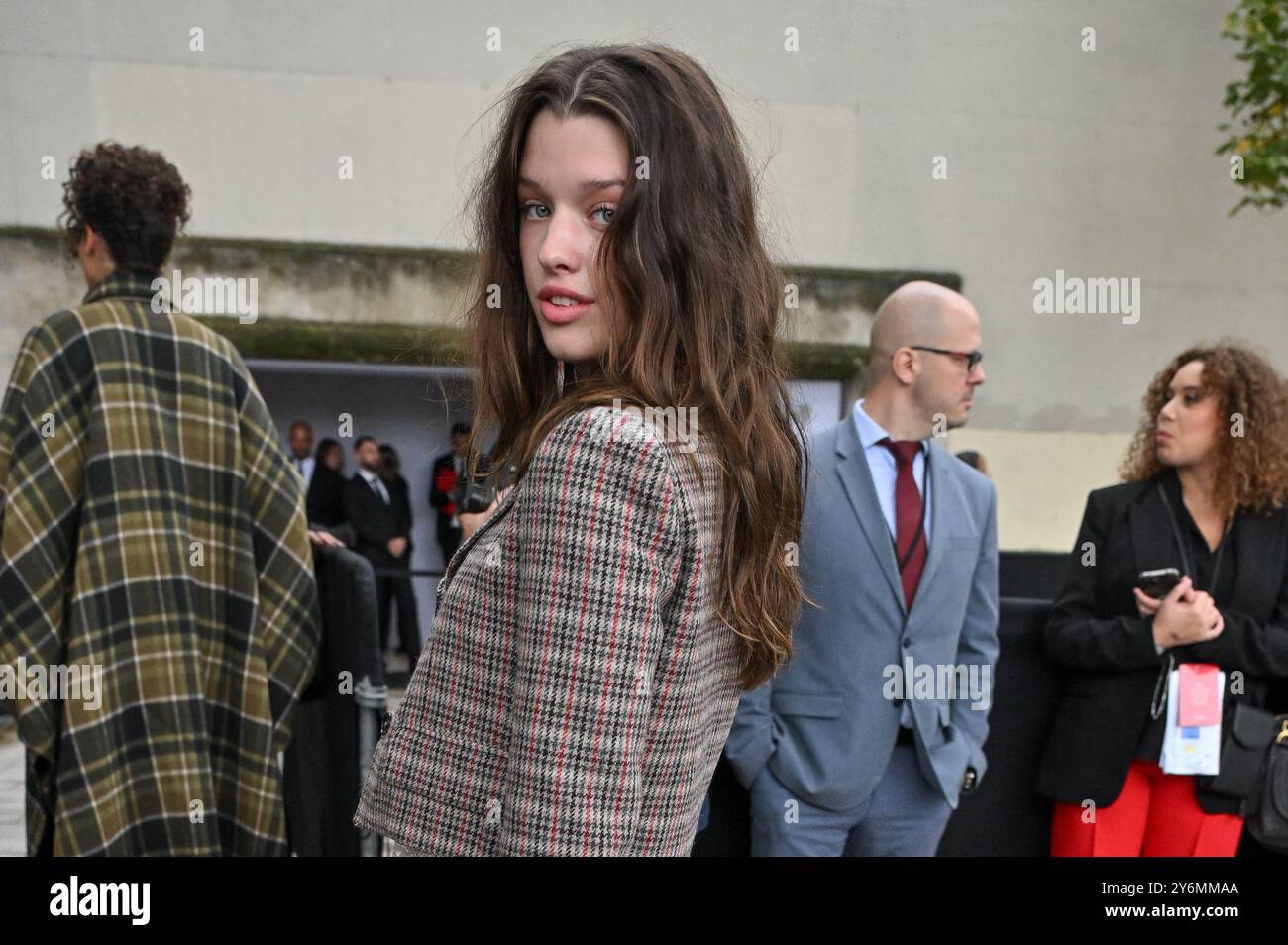 Paris, France. 26th Sep, 2024. Ever Gabo Anderson arriving at the Chloe ...