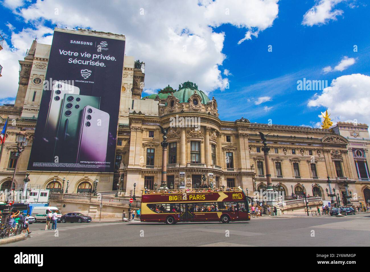 France, Ile-de-France, Paris, 9th district, Palais Garnier, giant ...