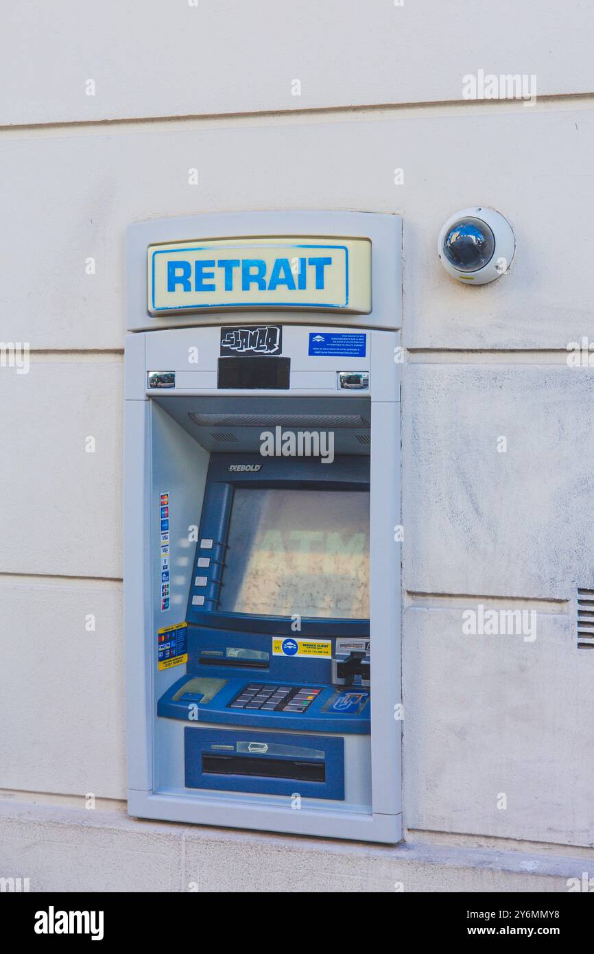 Paris france french vending machine hi-res stock photography and images ...