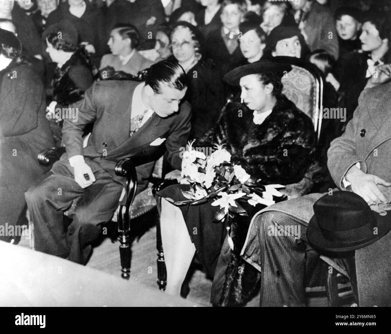 Josephine Baker marries husband Jean Lion. The wedding ceremony was ...