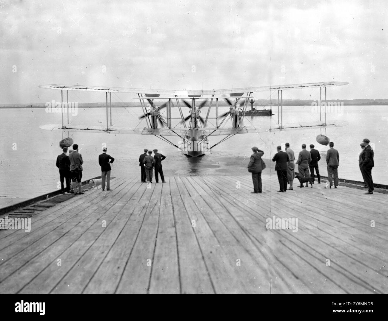 The new giant Blackburn flying boats (" Iris" III type) at the launch ...