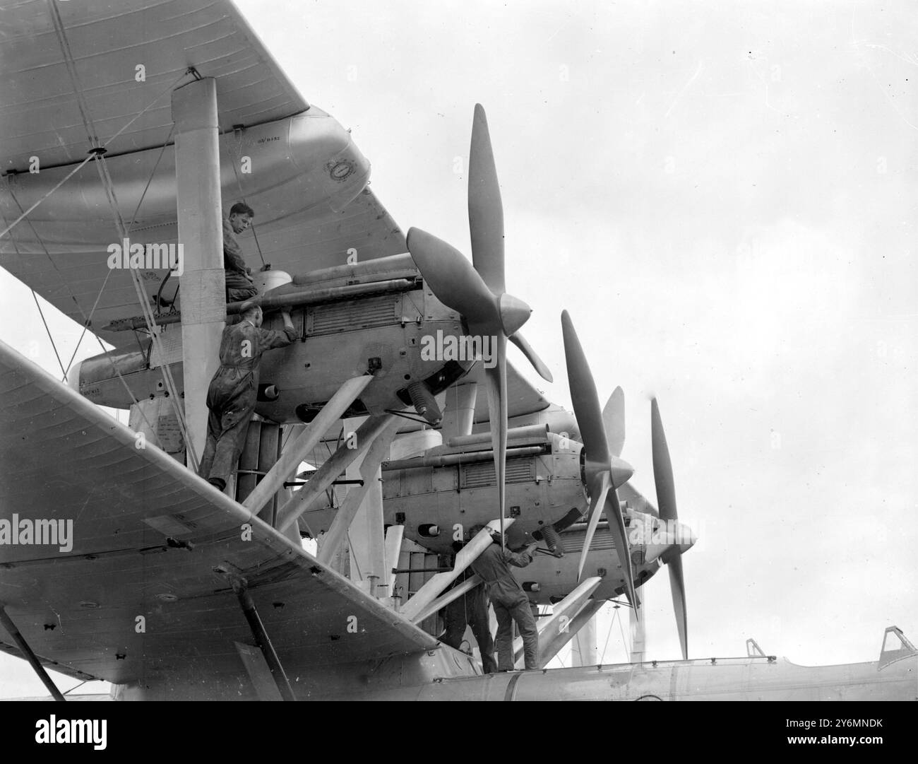 The new giant Blackburn flying boats (" Iris" III type) at the launch ...
