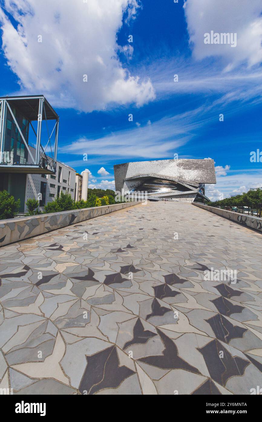 Paris philharmonic building hi-res stock photography and images - Alamy