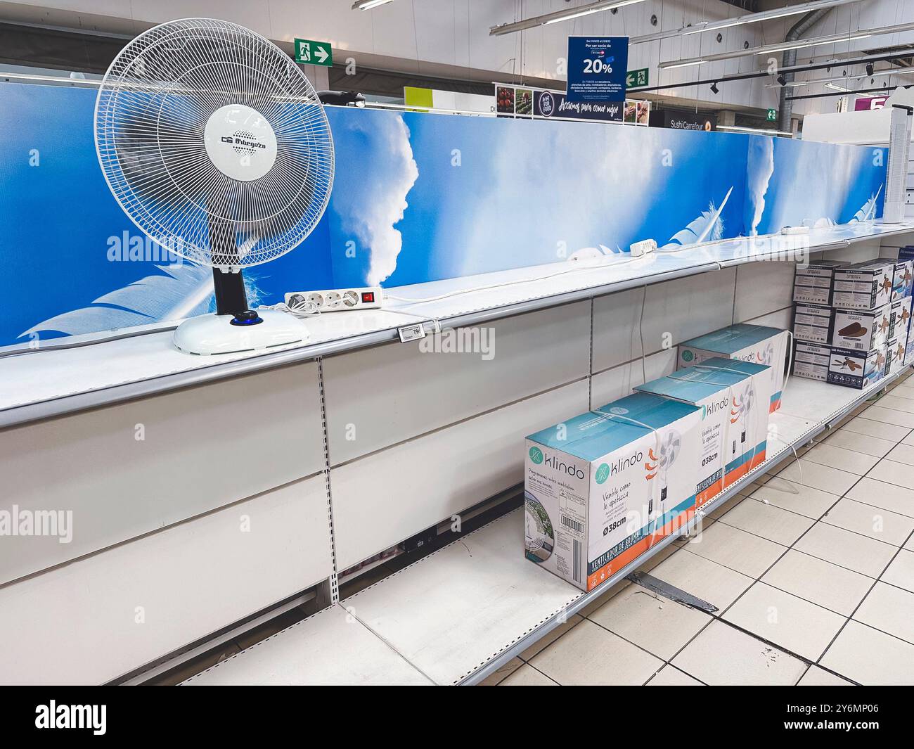 Fan aisle in a supermarket Stock Photo - Alamy