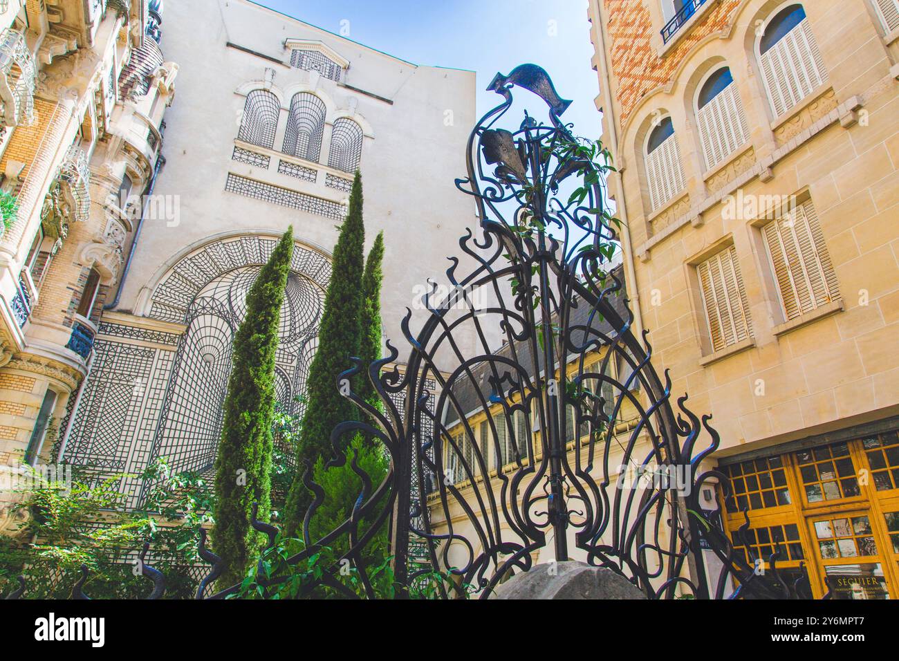 France, Paris, 7th arrondissement, square Rapp Stock Photo - Alamy