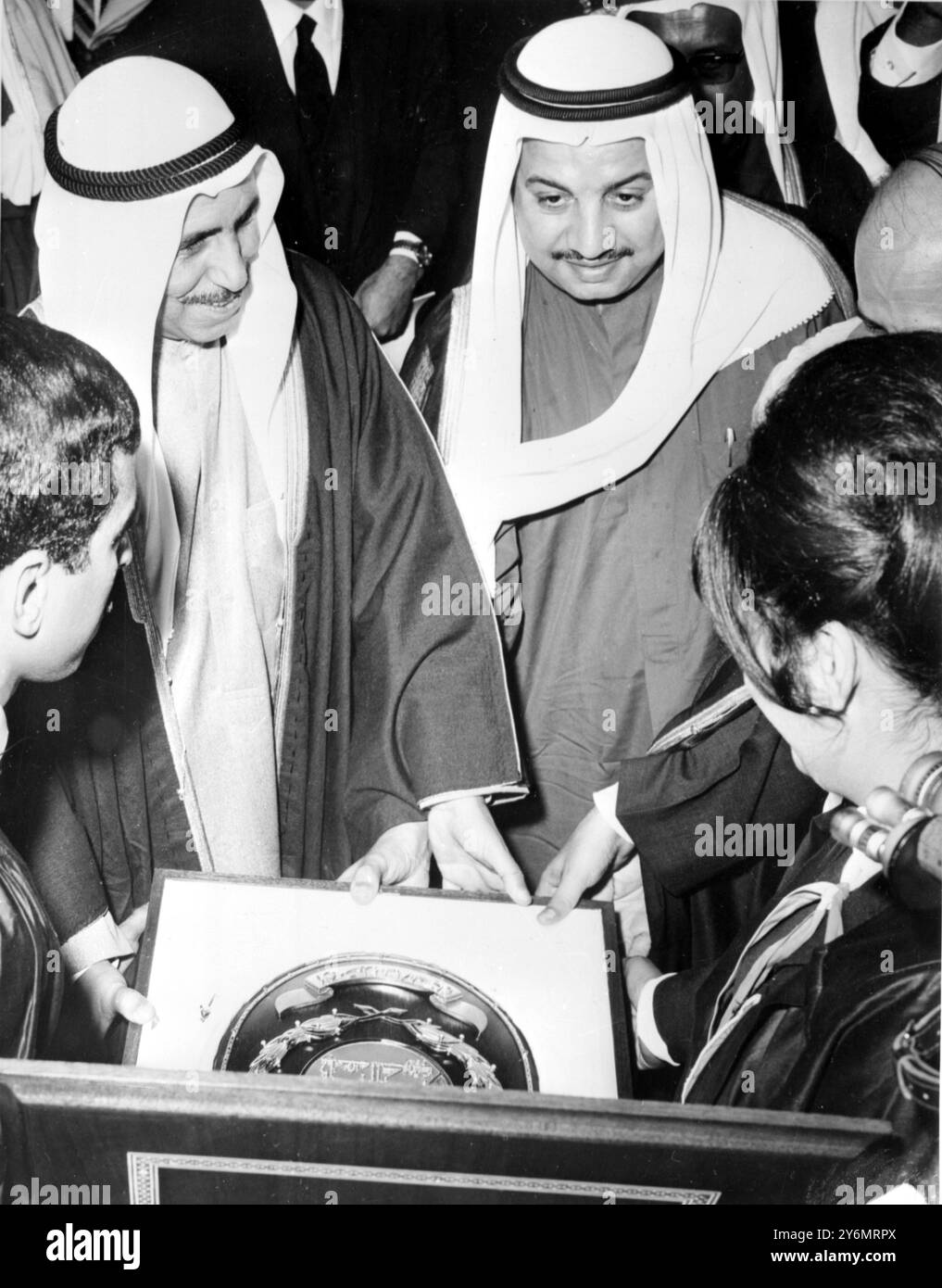 Kuwait: Kuwait ruler Sheikh Sabah As Salem As Sabah ( smiling, let ...