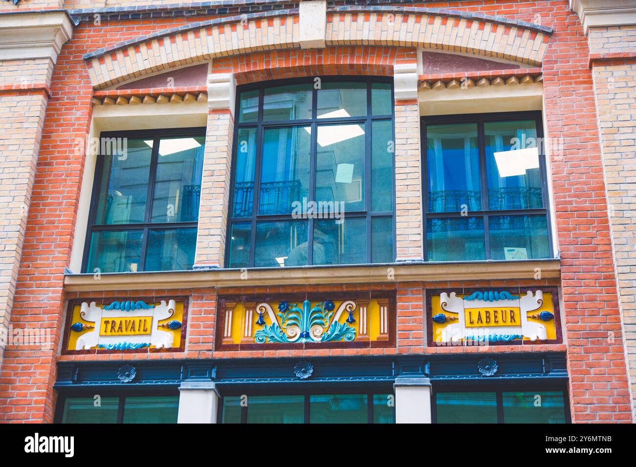 France, ile-de-France, Paris, details of the facade of the Louis Lepine ...