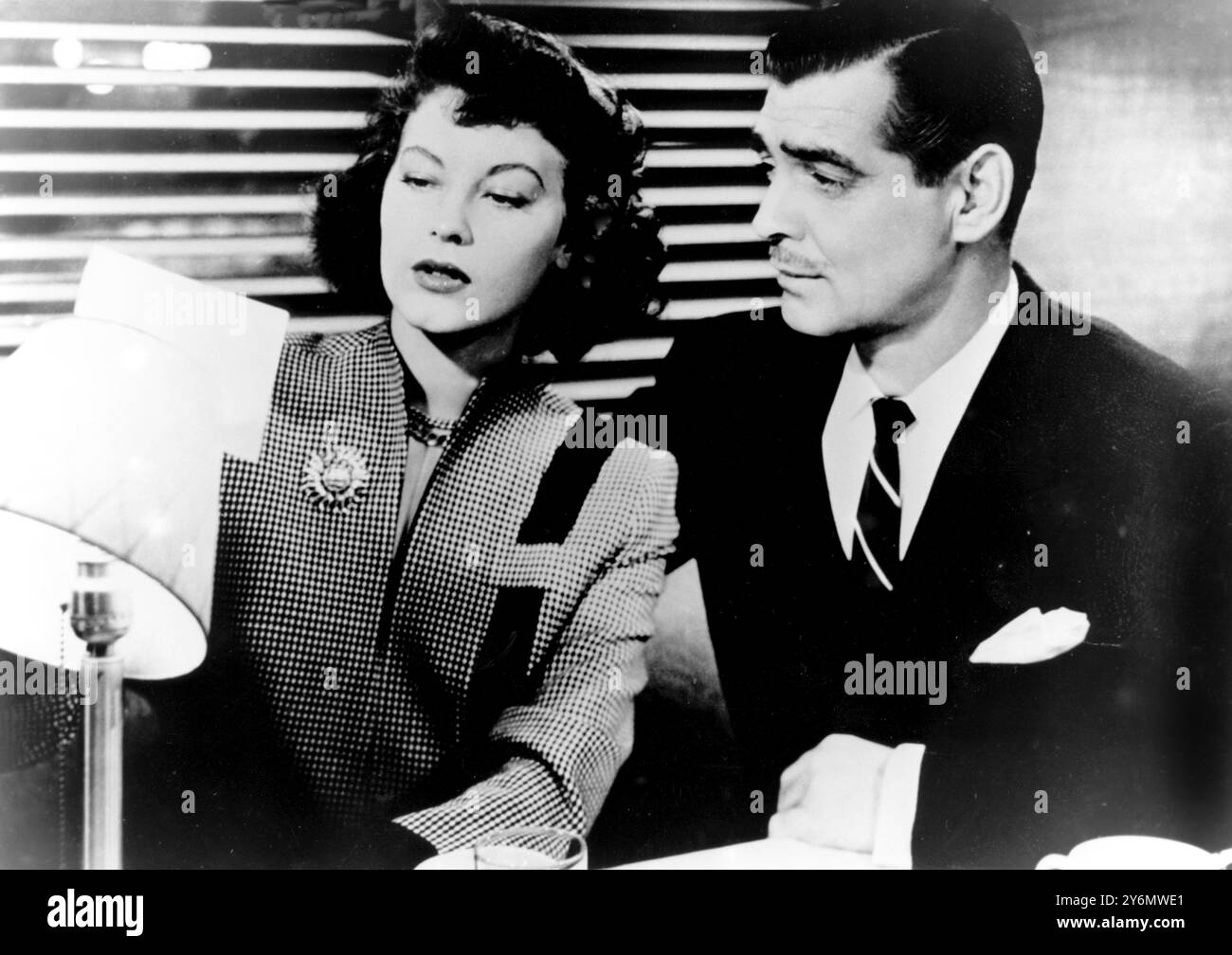 Scene with clark gable hi-res stock photography and images - Alamy